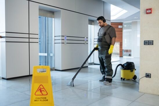 5 Benefits Of Using A Professional Grout Cleaning Machine